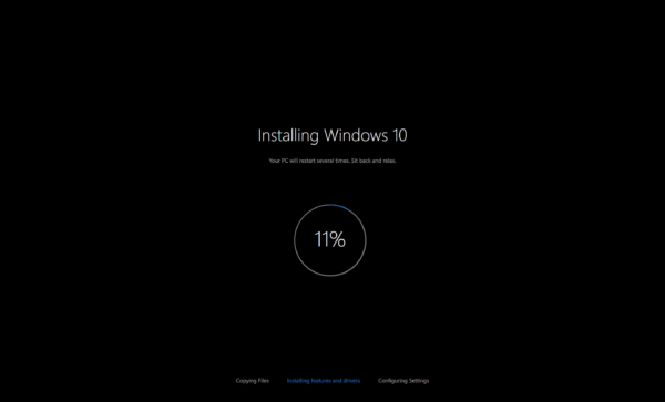 10+ Harmless Computer Pranks - Infinity Updating Screen, BSOD and More